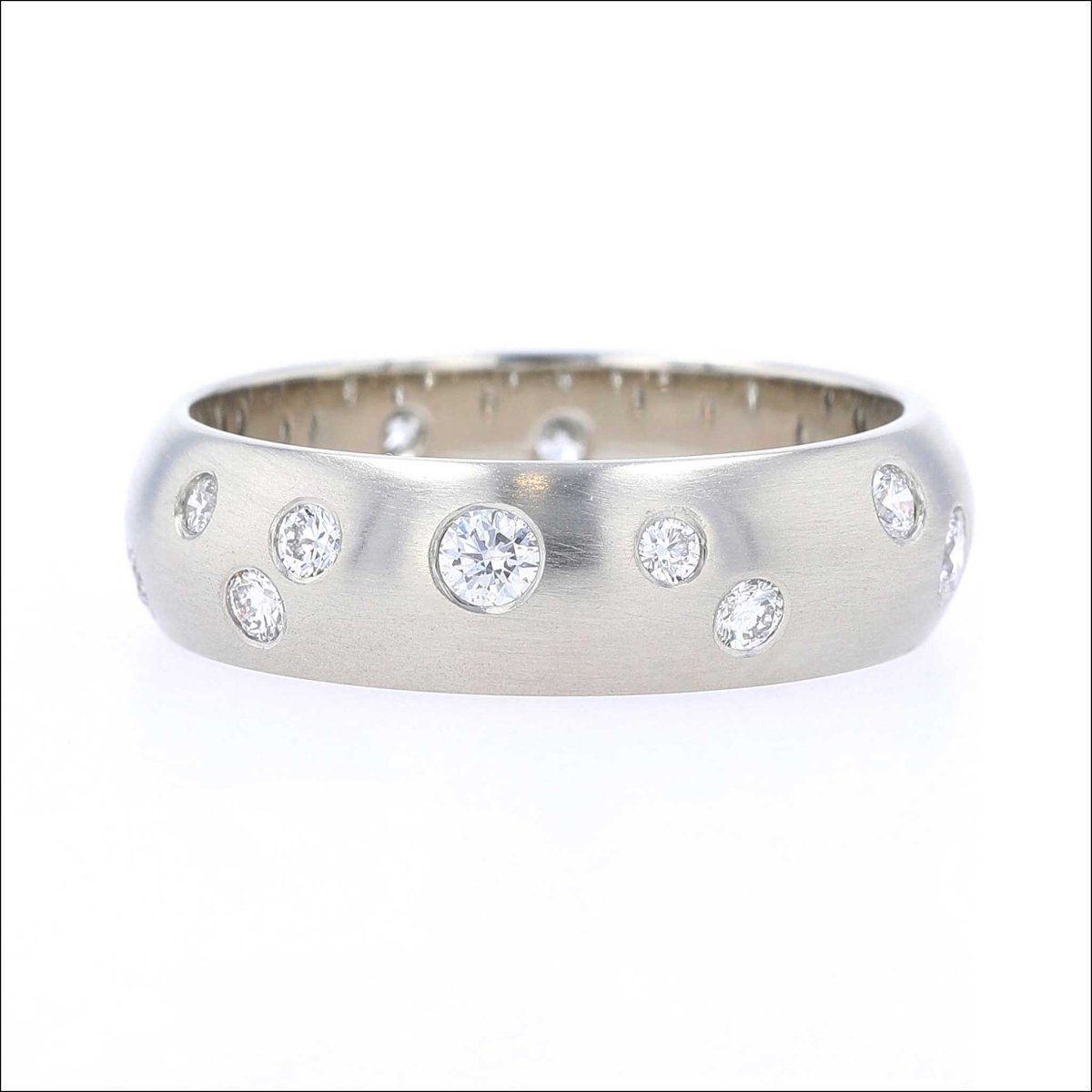 Diamond Flush Set Band 14KW