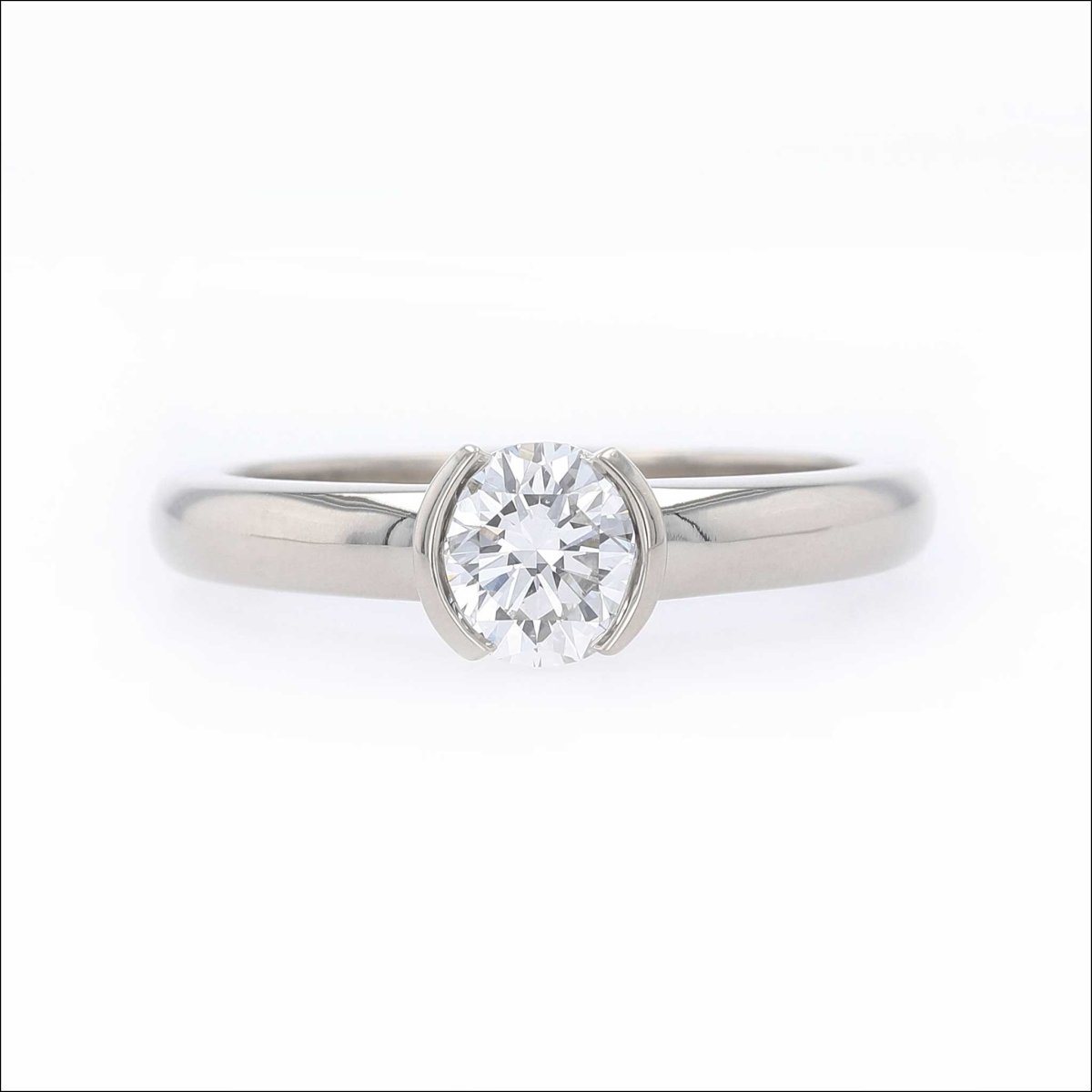 Partial Bezel Diamond Engagement Ring 14KW
